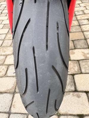 Red Kawasaki Z 2004 in Vilnius, with an engine capacity of 1.00 L and mileage of 41 thousand km for 2590 €, photo 13 on AUTOMOTO.COM.LV