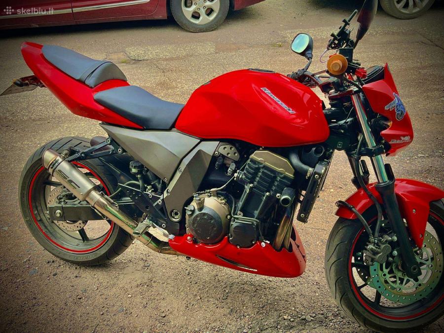 Red Kawasaki Z 2004 in Kaunas, with an engine capacity of 0.75 L and mileage of 55 thousand km for 1800 €, photo 15 on AUTOMOTO.COM.LV