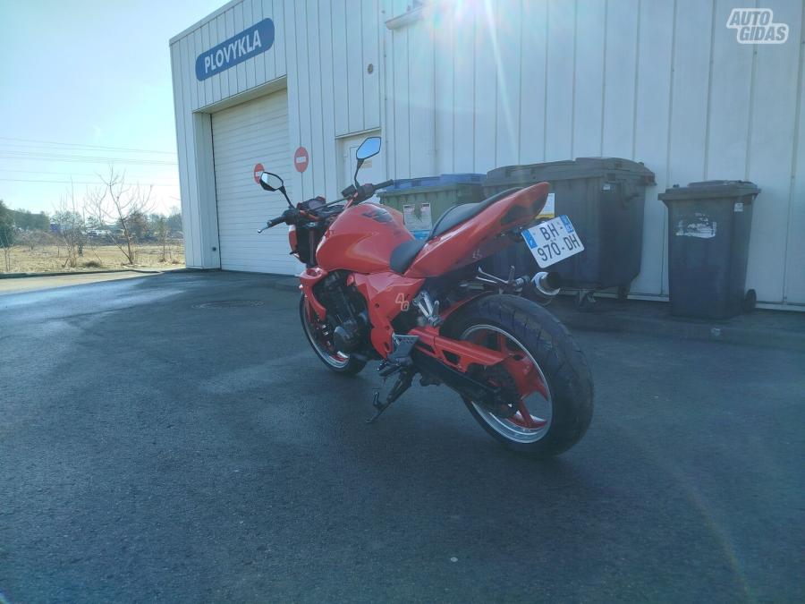 Красный Кавасаки Z 2006 в Шилале, объемом двигателя 0.75 л и пробегом 46 тыс. км за 2100 €, фото 6 на AUTOMOTO.COM.LV