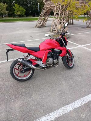 Red Kawasaki Z 2006 in Mazeikiai, with an engine capacity of 0.75 L and mileage of 47 thousand km for 2500 €, photo 4 on AUTOMOTO.COM.LV