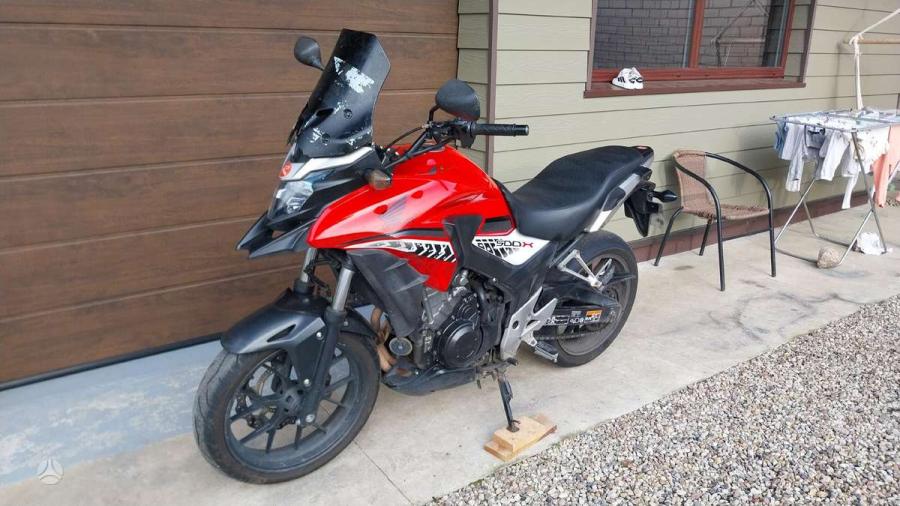 Red Kawasaki Z 2016 in Pasvalys, with an engine capacity of 0.50 L and mileage of 70 thousand km for 2099 €, photo 7 on AUTOMOTO.COM.LV
