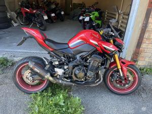 Red Kawasaki Z 2022 in Jelgava, with an engine capacity of 0.95 L and mileage of 9 thousand km for 3700 €, photo 12 on AUTOMOTO.COM.LV