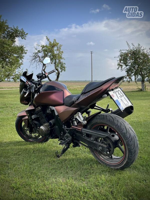Violets Kawasaki Z 2006 Panevēža, ar dzinēja tilpumu 0.75 L un nobraukumu 80 tūkst. km par 2800 €, foto 4 vietnē AUTOMOTO.COM.LV