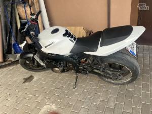 Белый Кавасаки Z 2000 в Шяуляй, объемом двигателя 0.60 л и пробегом 49 тыс. км за 1750 €, фото  на AUTOMOTO.COM.LV