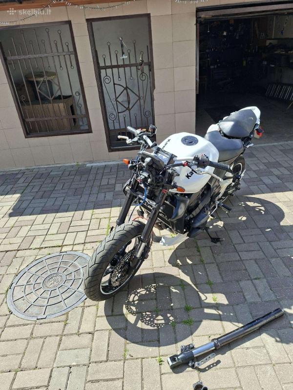 Balts Kawasaki Z 2008 Šalčininkai, ar dzinēja tilpumu 0.75 L un nobraukumu 27 tūkst. km par 2300 €, foto 2 vietnē AUTOMOTO.COM.LV