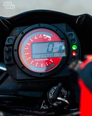 Белый Кавасаки Z 2008 в Алитус, объемом двигателя 1.00 л и пробегом 29 тыс. км за 3300 €, фото 6 на AUTOMOTO.COM.LV