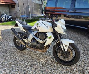 White Kawasaki Z 2009 in Pasvalys, with an engine capacity of 0.75 L and mileage of 60 thousand km for 1199 €, photo  on AUTOMOTO.COM.LV