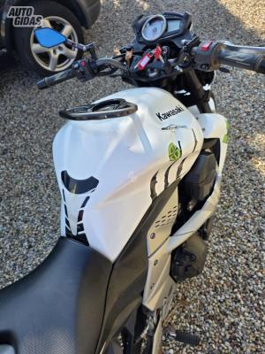 White Kawasaki Z 2009 in Pasvalys, with an engine capacity of 0.75 L and mileage of 60 thousand km for 1199 €, photo 18 on AUTOMOTO.COM.LV