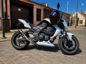 Белый Кавасаки Z 2010 в Укмерге, объемом двигателя 0.75 л и пробегом 42 тыс. км за 3750 €, фото  на AUTOMOTO.COM.LV