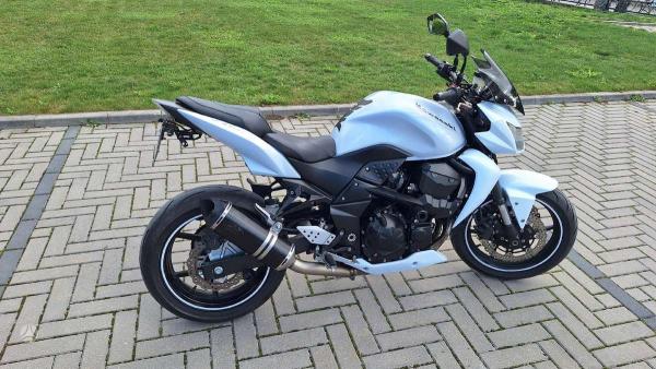 White Kawasaki Z 2012 in Kaunas, with an engine capacity of 0.75 L and mileage of 48 thousand km for 3500 €, photo 5 on AUTOMOTO.COM.LV