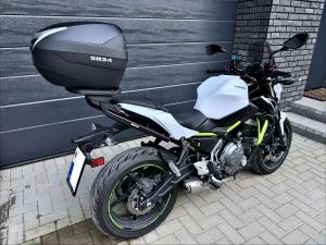 White Kawasaki Z 2018 in Vilnius, with an engine capacity of 0.65 L and mileage of 18 thousand km for 4200 €, photo 5 on AUTOMOTO.COM.LV