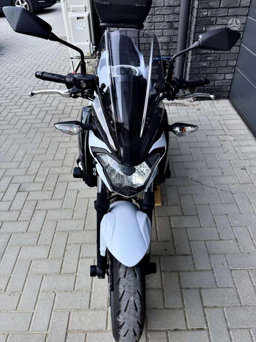 White Kawasaki Z 2018 in Vilnius, with an engine capacity of 0.65 L and mileage of 18 thousand km for 4200 €, photo 8 on AUTOMOTO.COM.LV