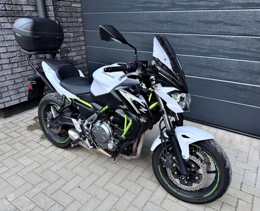 White Kawasaki Z 2018 in Vilnius, with an engine capacity of 0.65 L and mileage of 18 thousand km for 4200 €, photo 9 on AUTOMOTO.COM.LV