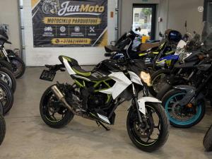 White Kawasaki Z 2019 in Siauliai, with an engine capacity of 0.13 L and mileage of 33 thousand km for 1999 €, photo  on AUTOMOTO.COM.LV
