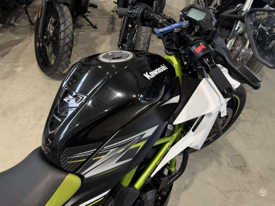 White Kawasaki Z 2019 in Siauliai, with an engine capacity of 0.13 L and mileage of 33 thousand km for 1999 €, photo 12 on AUTOMOTO.COM.LV