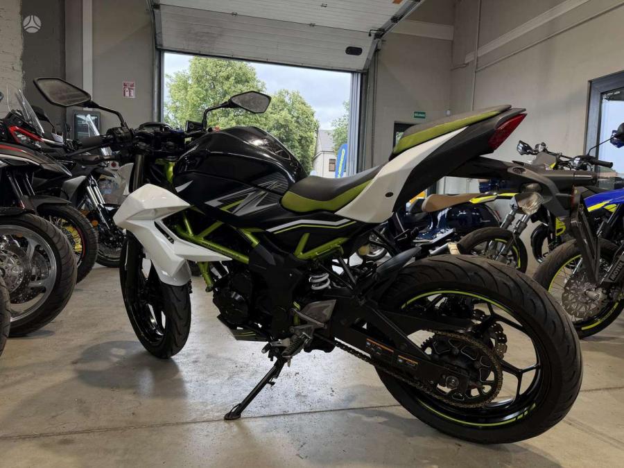 White Kawasaki Z 2019 in Siauliai, with an engine capacity of 0.13 L and mileage of 33 thousand km for 1999 €, photo 16 on AUTOMOTO.COM.LV