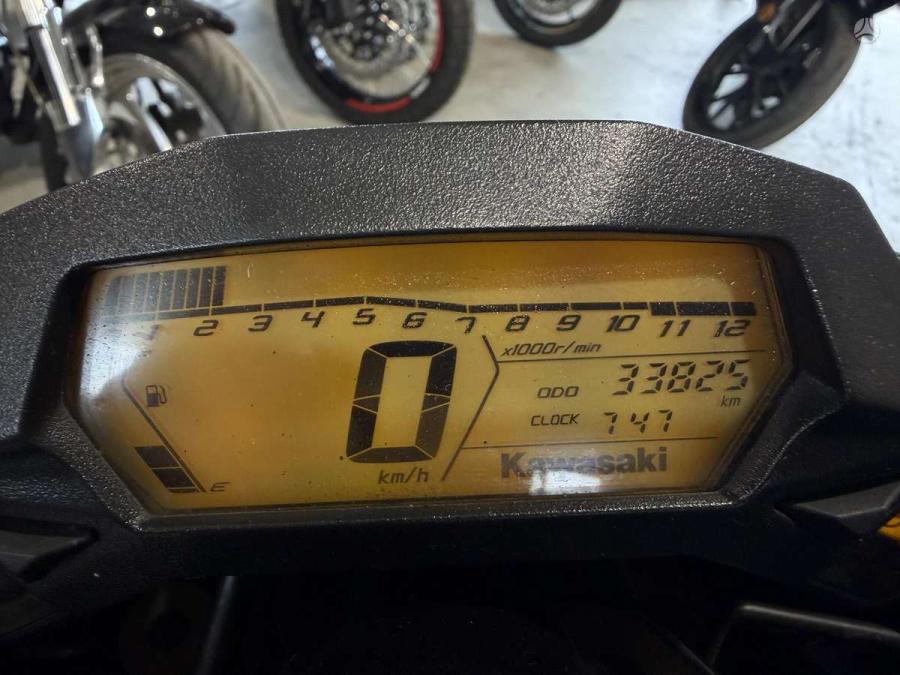 White Kawasaki Z 2019 in Siauliai, with an engine capacity of 0.13 L and mileage of 33 thousand km for 1999 €, photo 24 on AUTOMOTO.COM.LV