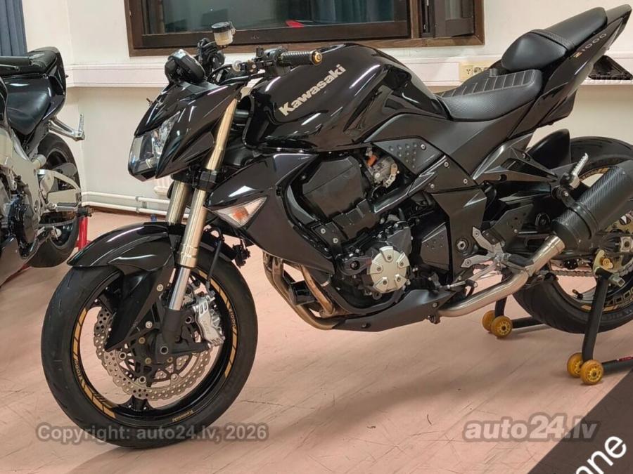 Black Kawasaki Z1000 2007 in Tallinn, with an engine capacity of 0.95 L and mileage of 27 thousand km for 4500 €, photo 1 on AUTOMOTO.COM.LV