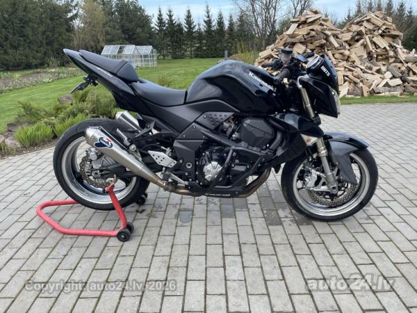 Black Kawasaki Z1000 2008 in Tallinn, with an engine capacity of 0.95 L and mileage of 46 thousand km for 3700 €, photo 3 on AUTOMOTO.COM.LV