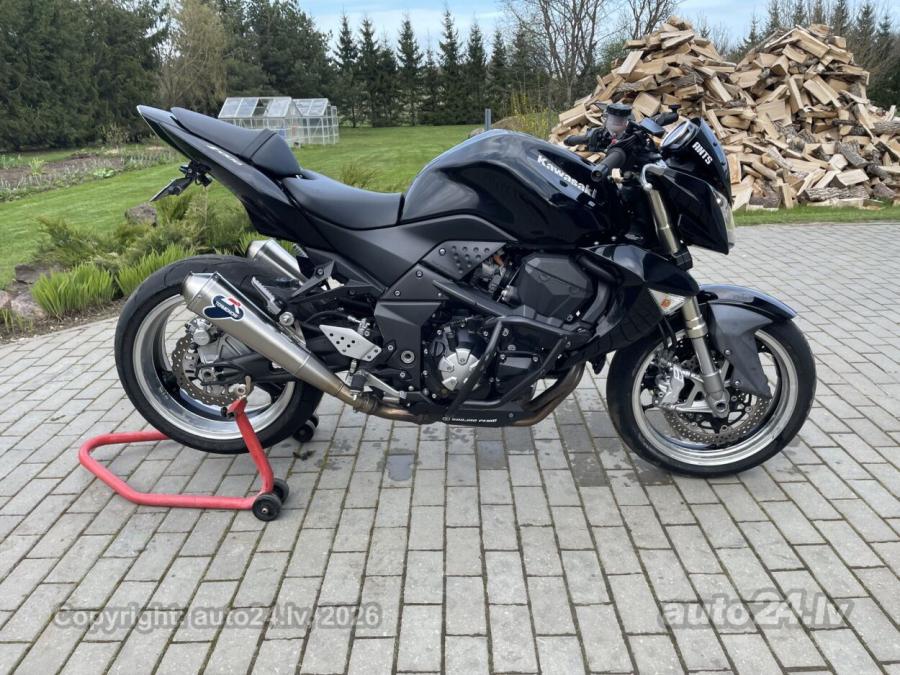Melns Kawasaki Z1000 2008 Tallina, ar dzinēja tilpumu 0.95 L un nobraukumu 46 tūkst. km par 3700 €, foto 3 vietnē AUTOMOTO.COM.LV