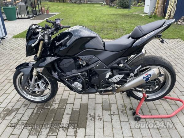Black Kawasaki Z1000 2008 in Tallinn, with an engine capacity of 0.95 L and mileage of 46 thousand km for 3700 €, photo 4 on AUTOMOTO.COM.LV