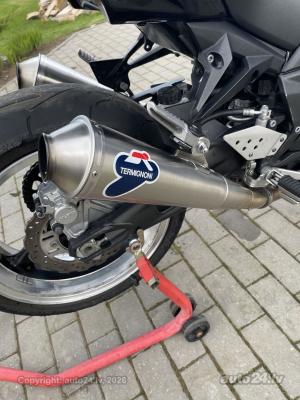 Melns Kawasaki Z1000 2008 Tallina, ar dzinēja tilpumu 0.95 L un nobraukumu 46 tūkst. km par 3700 €, foto 12 vietnē AUTOMOTO.COM.LV