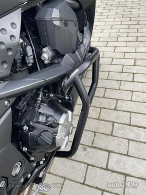 Melns Kawasaki Z1000 2008 Tallina, ar dzinēja tilpumu 0.95 L un nobraukumu 46 tūkst. km par 3700 €, foto 14 vietnē AUTOMOTO.COM.LV