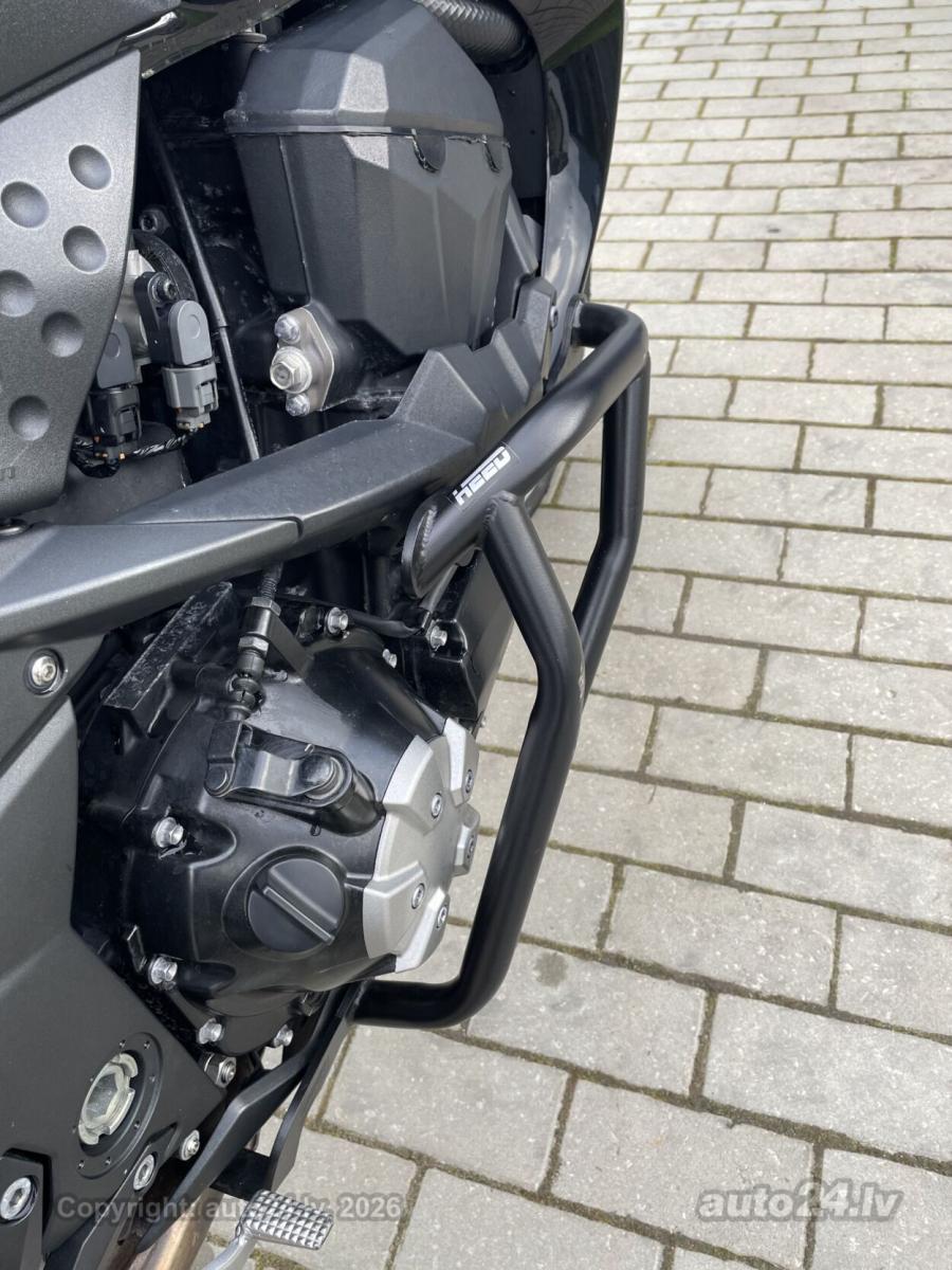 Melns Kawasaki Z1000 2008 Tallina, ar dzinēja tilpumu 0.95 L un nobraukumu 46 tūkst. km par 3700 €, foto 14 vietnē AUTOMOTO.COM.LV