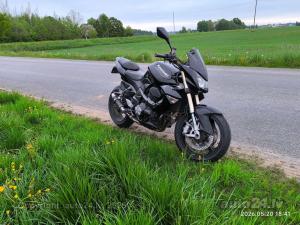 Melns Kawasaki Z1000 2008 Tartu, ar dzinēja tilpumu 0.00 L un nobraukumu 33 tūkst. km par 3600 €, foto  vietnē AUTOMOTO.COM.LV