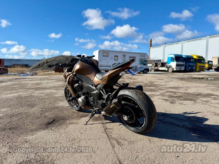 Brūns Kawasaki Z1000 2014 Tallina, ar dzinēja tilpumu 1.04 L un nobraukumu 19 tūkst. km par 9800 €, foto 2 vietnē AUTOMOTO.COM.LV