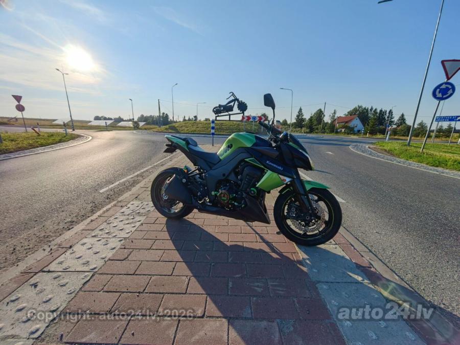 Green Kawasaki Z1000 2011 in Rakvere, with an engine capacity of 0.00 L and mileage of 42 thousand km for 4400 €, photo 4 on AUTOMOTO.COM.LV