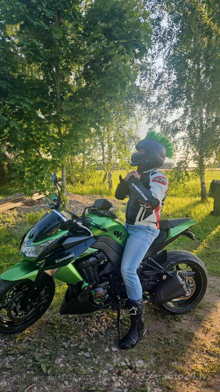 Green Kawasaki Z1000 2011 in Rakvere, with an engine capacity of 0.00 L and mileage of 42 thousand km for 4400 €, photo 5 on AUTOMOTO.COM.LV