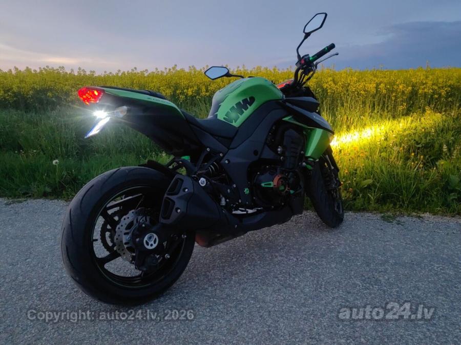 Green Kawasaki Z1000 2011 in Rakvere, with an engine capacity of 0.00 L and mileage of 42 thousand km for 4400 €, photo 11 on AUTOMOTO.COM.LV