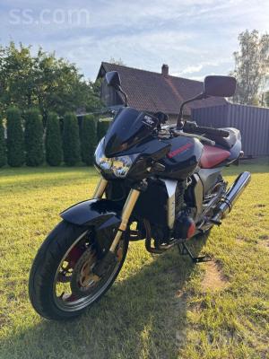Kawasaki Z1000 2003 Rīga, ar dzinēja tilpumu 0.95 L un nobraukumu 0 tūkst. km par 2900 €, foto 5 vietnē AUTOMOTO.COM.LV