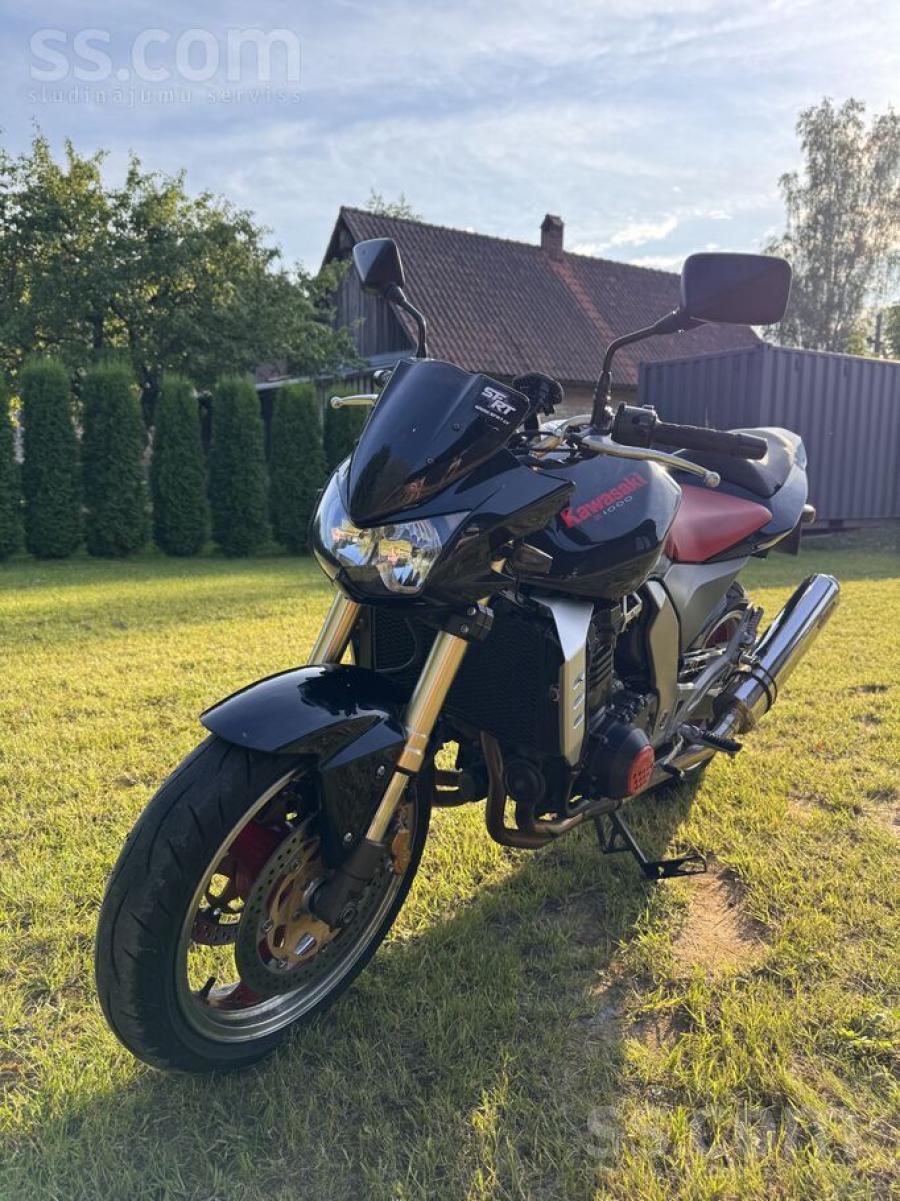Kawasaki Z1000 2003 Rīga, ar dzinēja tilpumu 0.95 L un nobraukumu 0 tūkst. km par 2900 €, foto 5 vietnē AUTOMOTO.COM.LV