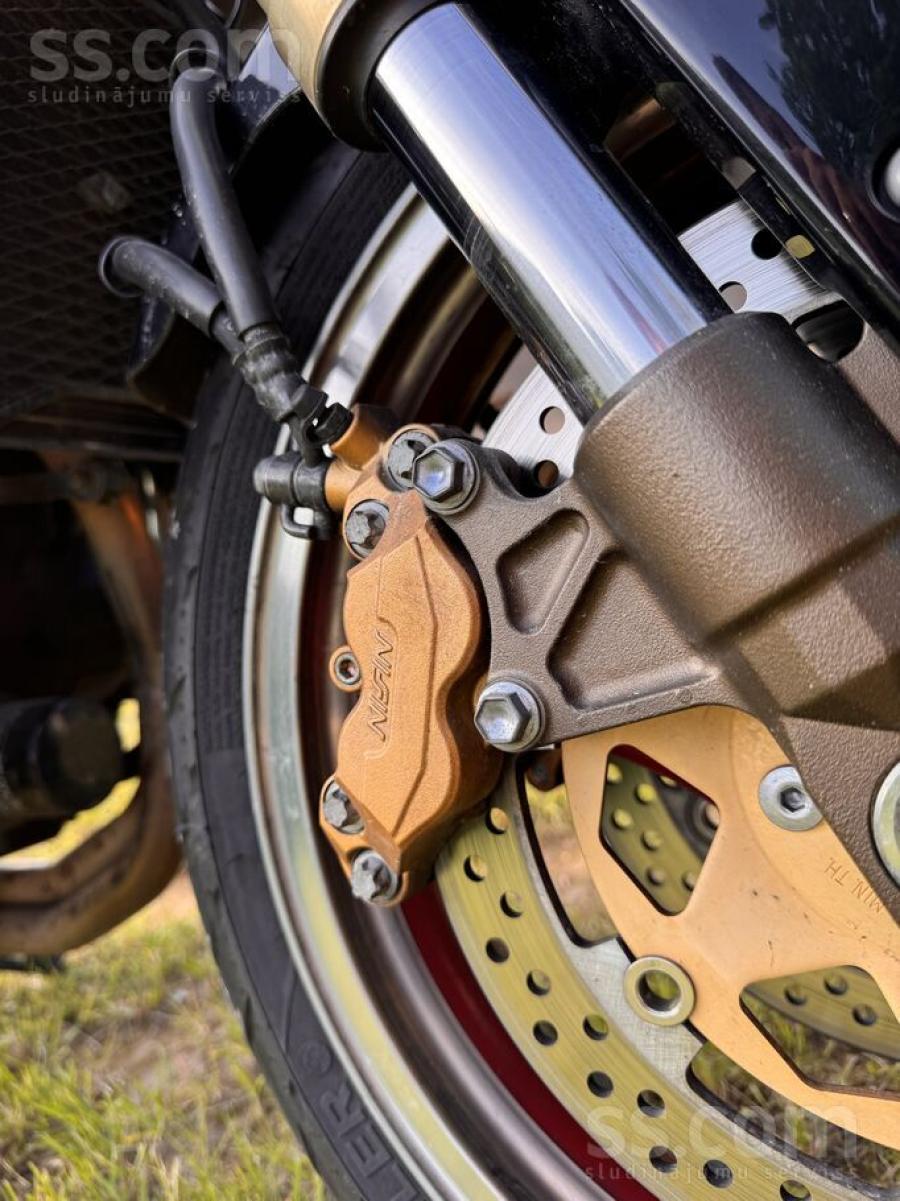 Kawasaki Z1000 2003 Rīga, ar dzinēja tilpumu 0.95 L un nobraukumu 0 tūkst. km par 2900 €, foto 7 vietnē AUTOMOTO.COM.LV