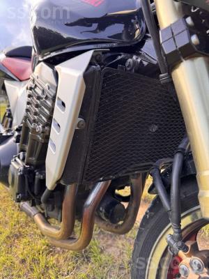 Kawasaki Z1000 2003 Rīga, ar dzinēja tilpumu 0.95 L un nobraukumu 0 tūkst. km par 2900 €, foto 8 vietnē AUTOMOTO.COM.LV