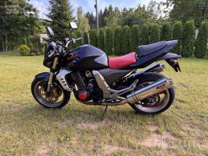 Kawasaki Z1000 2003 Rīga, ar dzinēja tilpumu 0.95 L un nobraukumu 0 tūkst. km par 2800 €, foto  vietnē AUTOMOTO.COM.LV