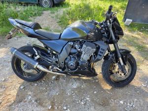 Kawasaki Z1000 2003 Krāslava, ar dzinēja tilpumu 1.00 L un nobraukumu 0 tūkst. km par 1750 €, foto  vietnē AUTOMOTO.COM.LV