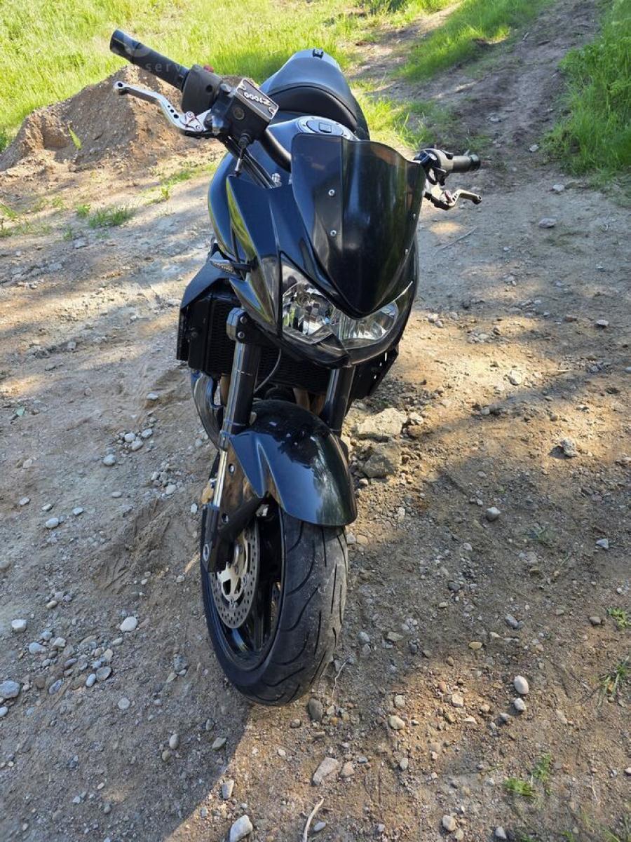 Kawasaki Z1000 2003 Krāslava, ar dzinēja tilpumu 1.00 L un nobraukumu 0 tūkst. km par 1750 €, foto 3 vietnē AUTOMOTO.COM.LV