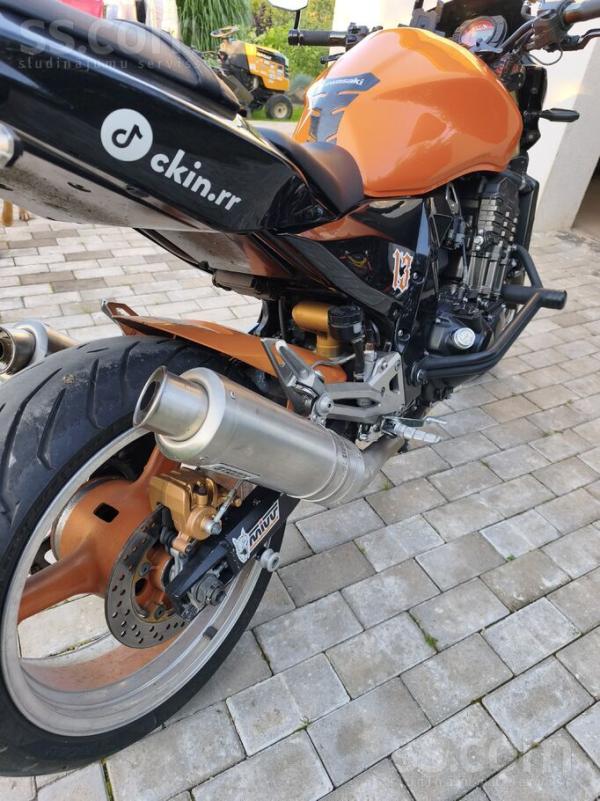 Kawasaki Z1000 2003 in Riga, with an engine capacity of 1.00 L and mileage of 0 thousand km for 2800 €, photo 1 on AUTOMOTO.COM.LV