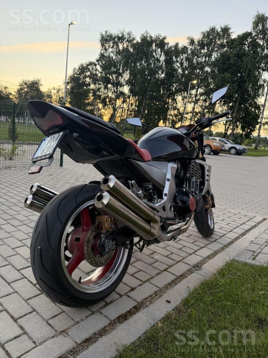 Kawasaki Z1000 2003 in Liepaja, with an engine capacity of 0.95 L and mileage of 0 thousand km for 2700 €, photo 1 on AUTOMOTO.COM.LV