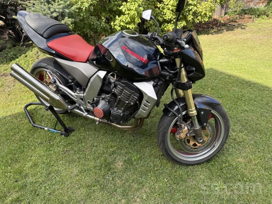 Kawasaki Z1000 2003 in Liepaja, with an engine capacity of 0.95 L and mileage of 0 thousand km for 2700 €, photo 3 on AUTOMOTO.COM.LV