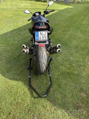 Kawasaki Z1000 2003 in Liepaja, with an engine capacity of 0.95 L and mileage of 0 thousand km for 2700 €, photo 6 on AUTOMOTO.COM.LV