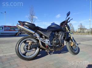 Kawasaki Z1000 2005 Rīga, ar dzinēja tilpumu 1.00 L un nobraukumu 0 tūkst. km par 3000 €, foto 3 vietnē AUTOMOTO.COM.LV