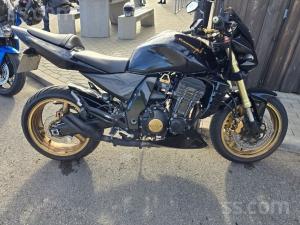 Kawasaki Z1000 2005 Rēzekne, ar dzinēja tilpumu 1.00 L un nobraukumu 0 tūkst. km par 3600 €, foto  vietnē AUTOMOTO.COM.LV