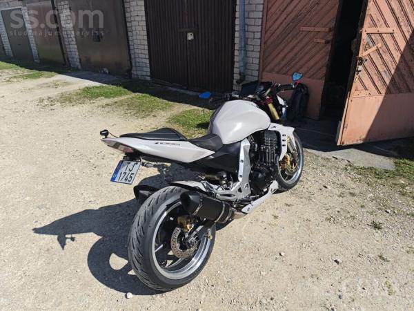 Kawasaki Z1000 2005 Ogre, ar dzinēja tilpumu 1.00 L un nobraukumu 0 tūkst. km par 3500 €, foto 1 vietnē AUTOMOTO.COM.LV
