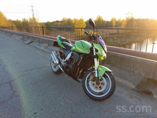 Kawasaki Z1000 2005 in Jekabpils, with an engine capacity of 0.95 L and mileage of 0 thousand km for 3100 €, photo 4 on AUTOMOTO.COM.LV