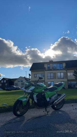 Kawasaki Z1000 2005 Tallina, ar dzinēja tilpumu 0.95 L un nobraukumu 60 tūkst. km par 1500 €, foto  vietnē AUTOMOTO.COM.LV
