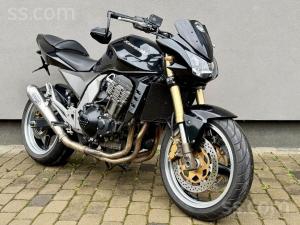 Kawasaki Z1000 2006 Ogre, ar dzinēja tilpumu 1.00 L un nobraukumu 0 tūkst. km par 2900 €, foto 1 vietnē AUTOMOTO.COM.LV